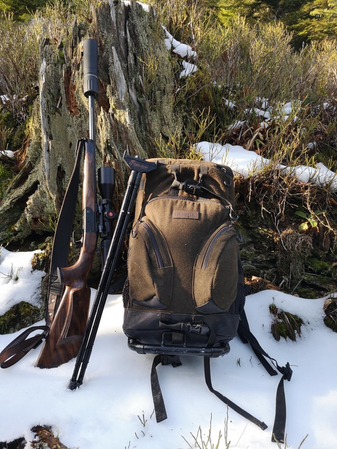 4 Stable Sticks Sit Shooting Stick 4SS-SIT $10.00 Off