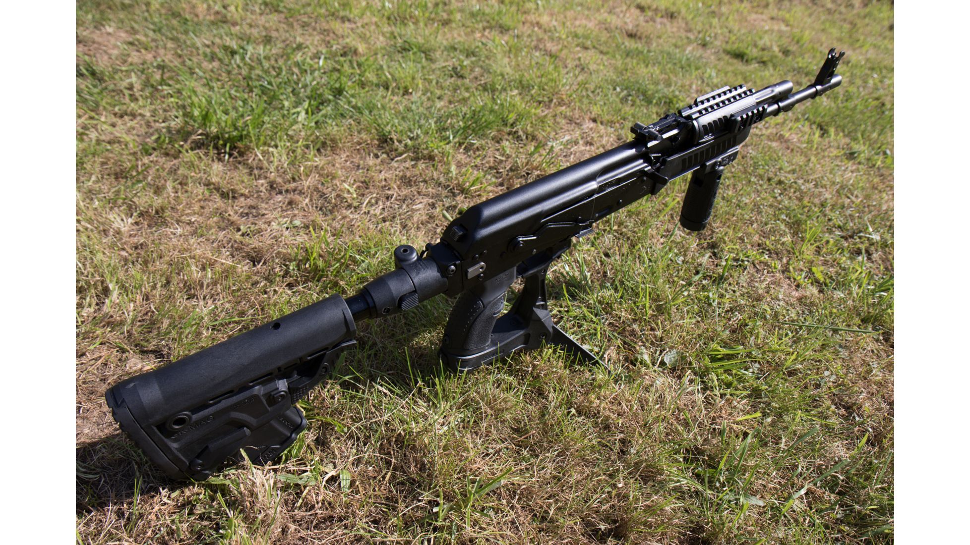 FAB Defense AK-47 Quick Deployment Bipod with Integrated AGR-47 Pistol ...